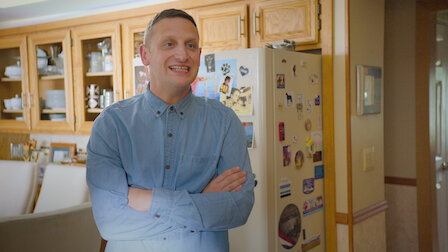 Watch Detroiters | Netflix