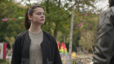 Watch Half Bad : Mal & Fils | Netflix Official Site