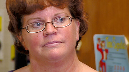 Watch Extreme Makeover: Home Edition | Netflix