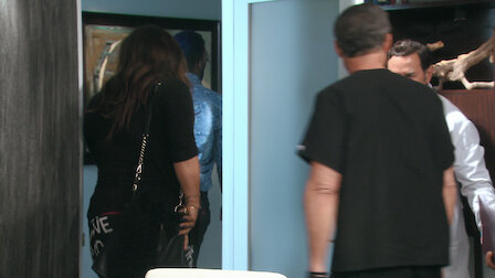 Watch Botched | Netflix