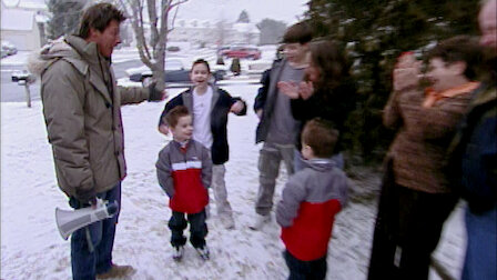 Watch Extreme Makeover: Home Edition | Netflix