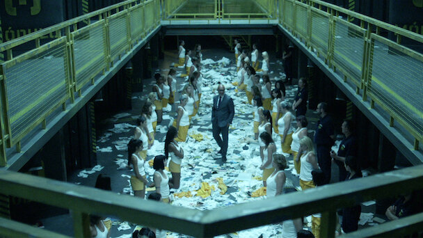 Watch Vis a vis | Netflix Official Site