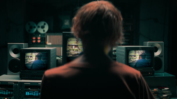 Watch The Manhattan Alien Abduction | Netflix Official Site