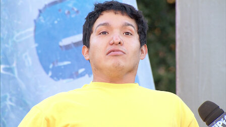 Watch Wipeout | Netflix