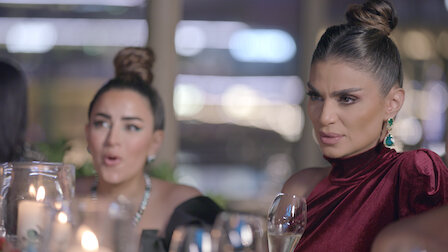 Watch Dubai Bling | Netflix Official Site