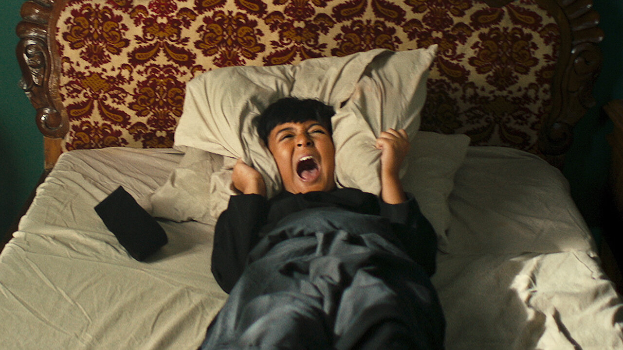 Watch Bayi Ajaib | Netflix