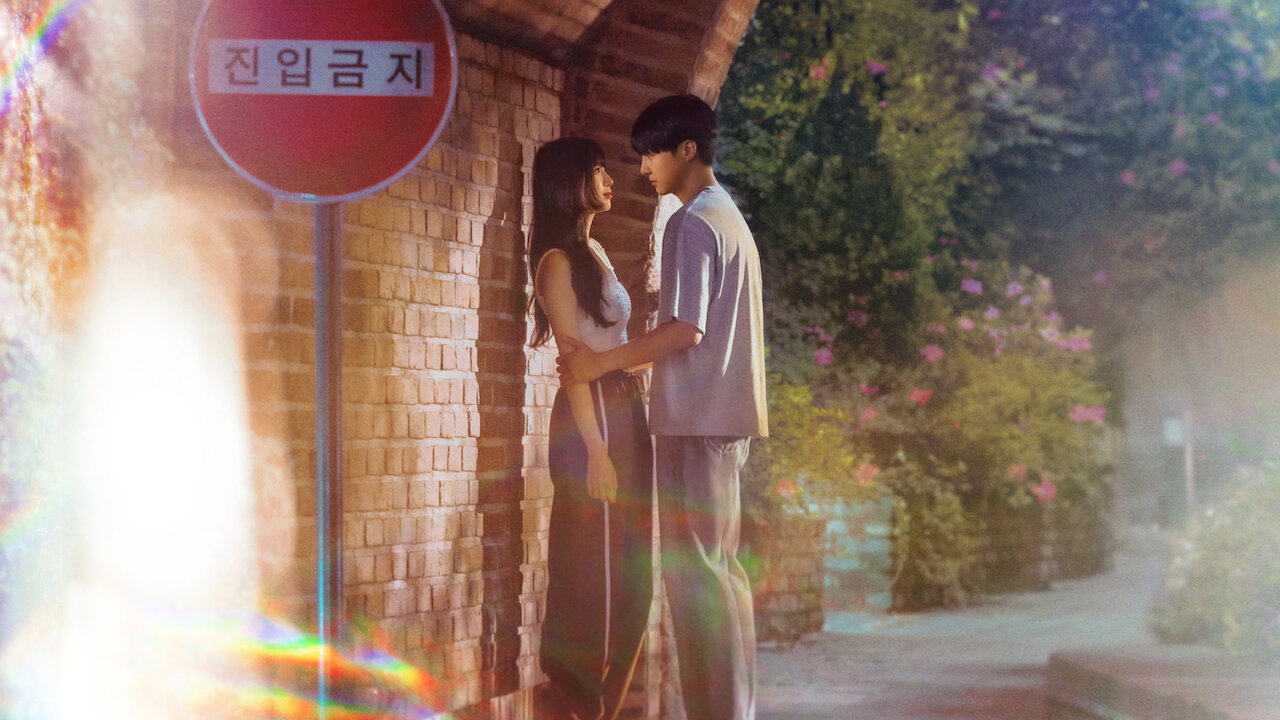 Watch 我的女神室友斗娜 Netflix Official Site
