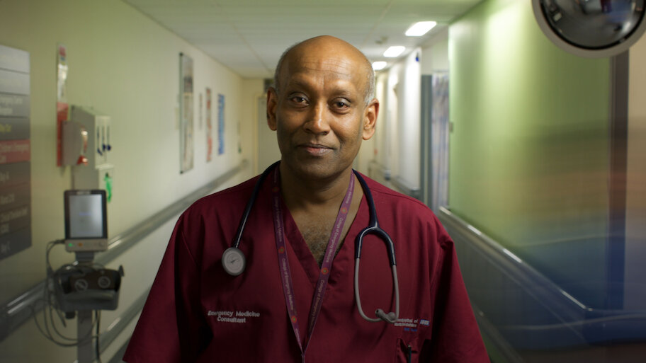 Watch 999: Critical Condition | Netflix