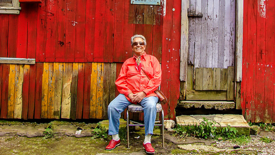 Watch Chavela | Netflix