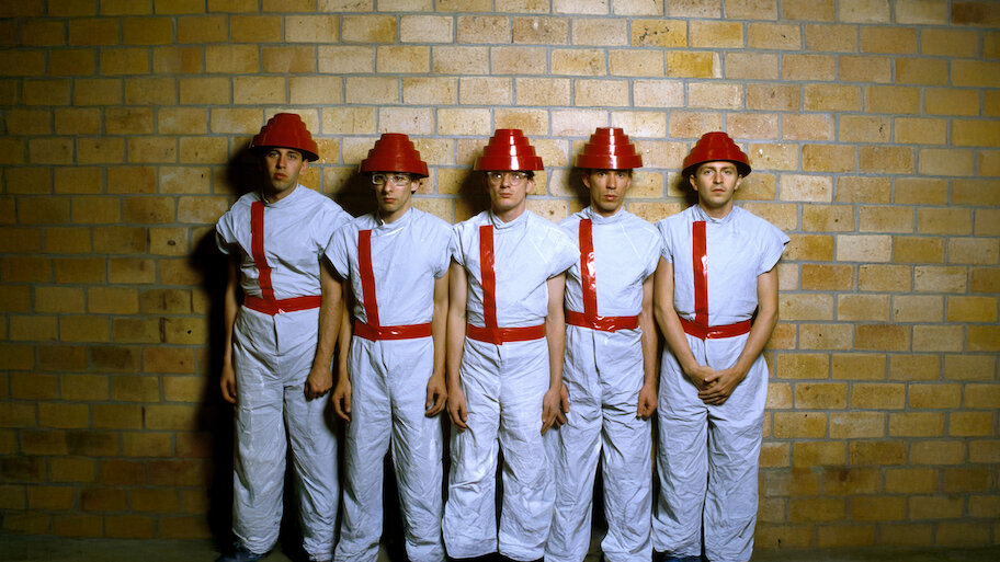 Watch DEVO | Netflix