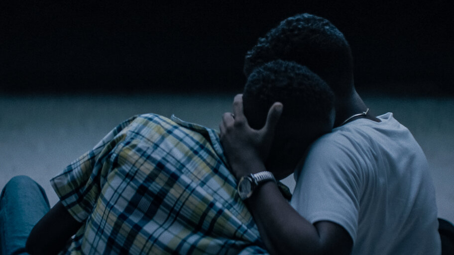 Watch Moonlight | Netflix