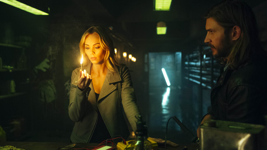 Watch Bitten | Netflix