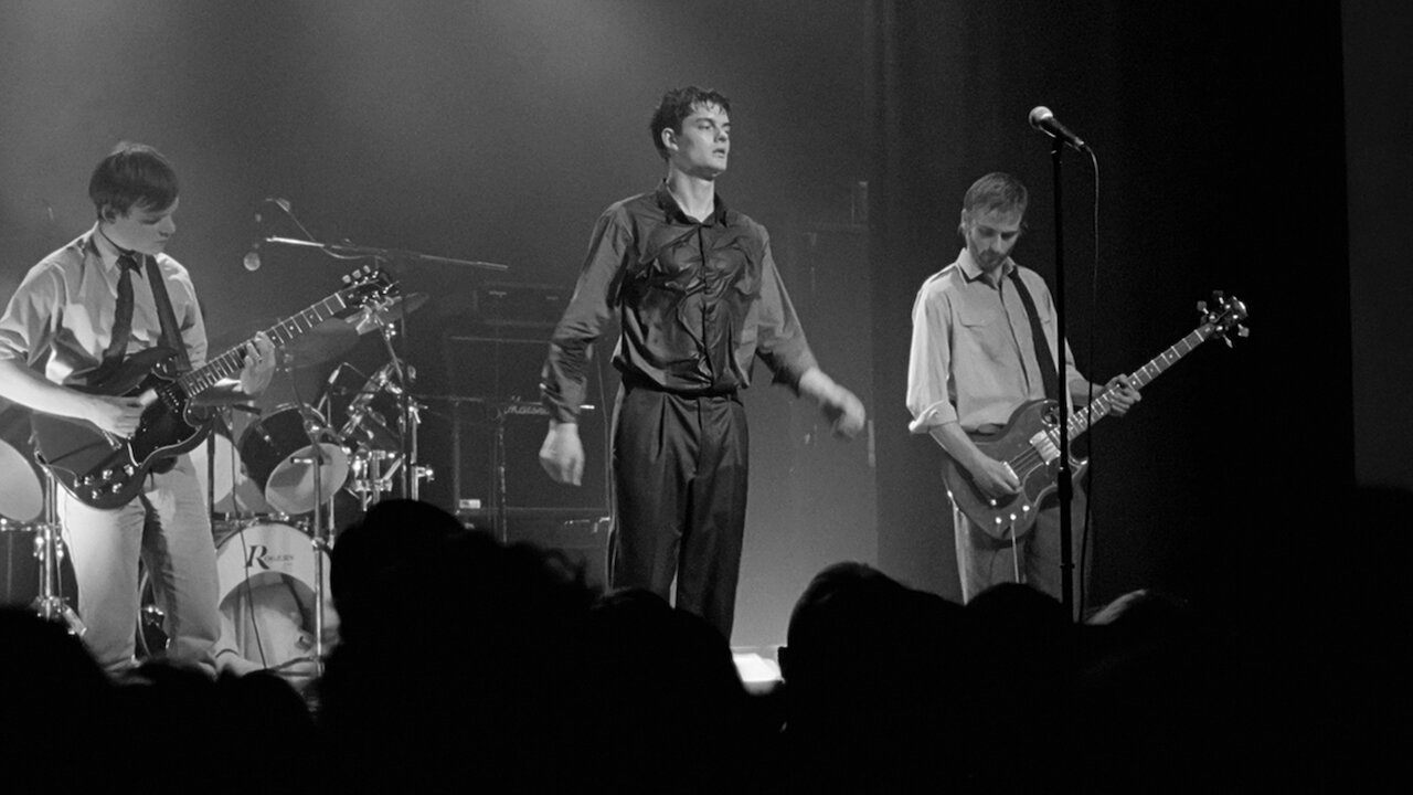 觀賞《控制 (經典重映數位版)》 | Netflix