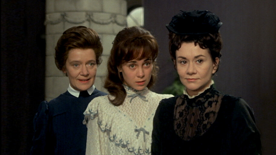 Watch Three Sisters | Netflix