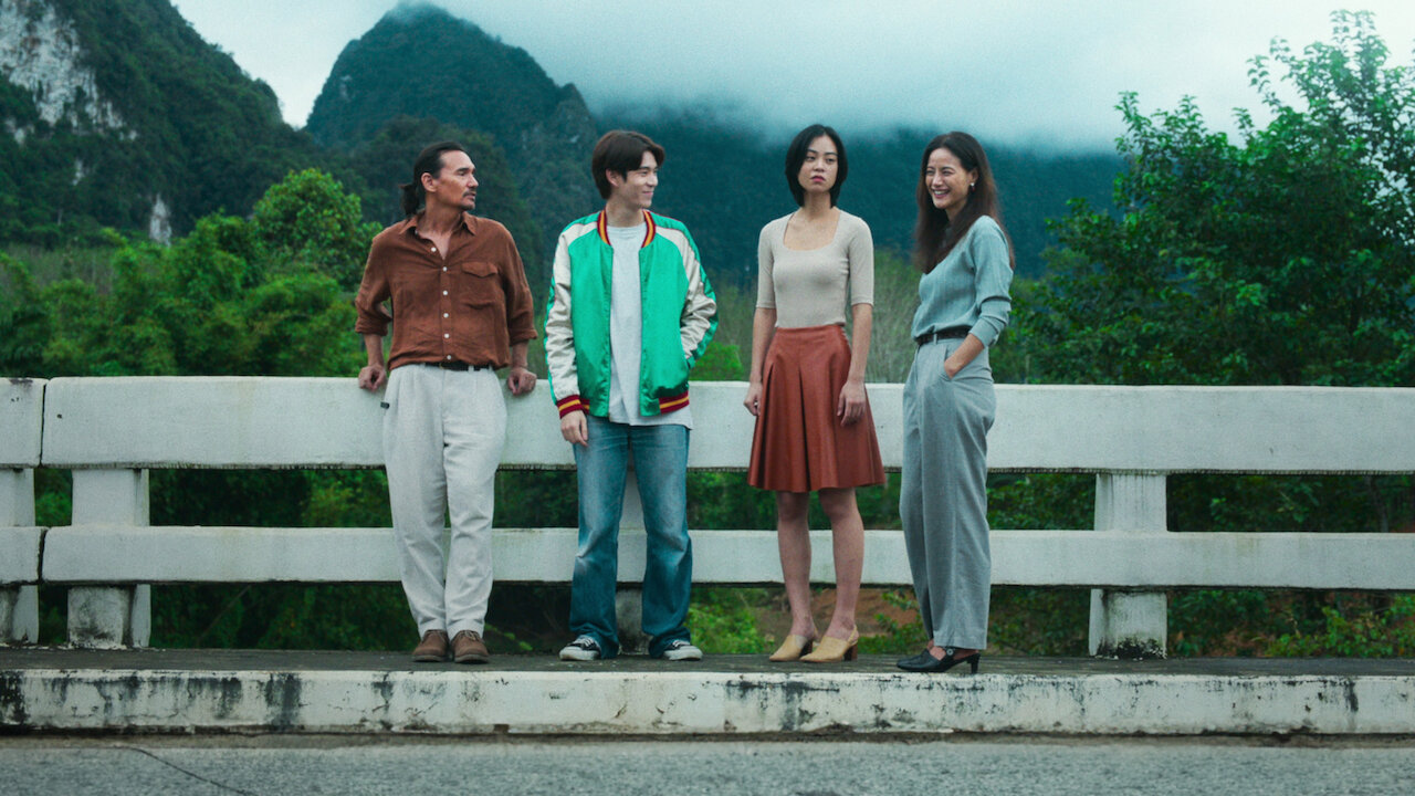 Watch Analog Squad | Netflix Official Site