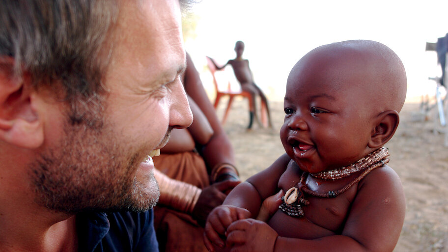 Watch Babies | Netflix