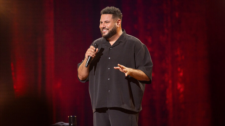 Watch Mo Amer: Wild World | Netflix Official Site