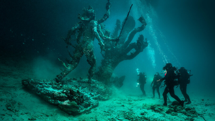 Watch Treasures from the Wreck of the Unbelievable | Netflix