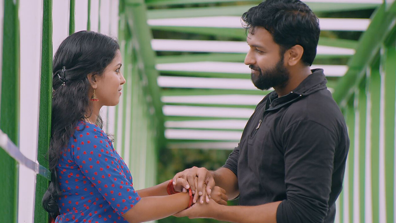 Watch Kuppivala | Netflix