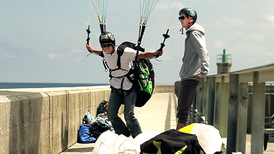 Something Between | Netflix