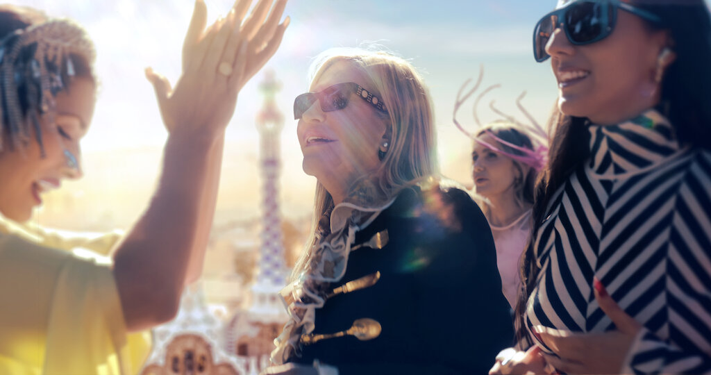 Watch First Class | Netflix