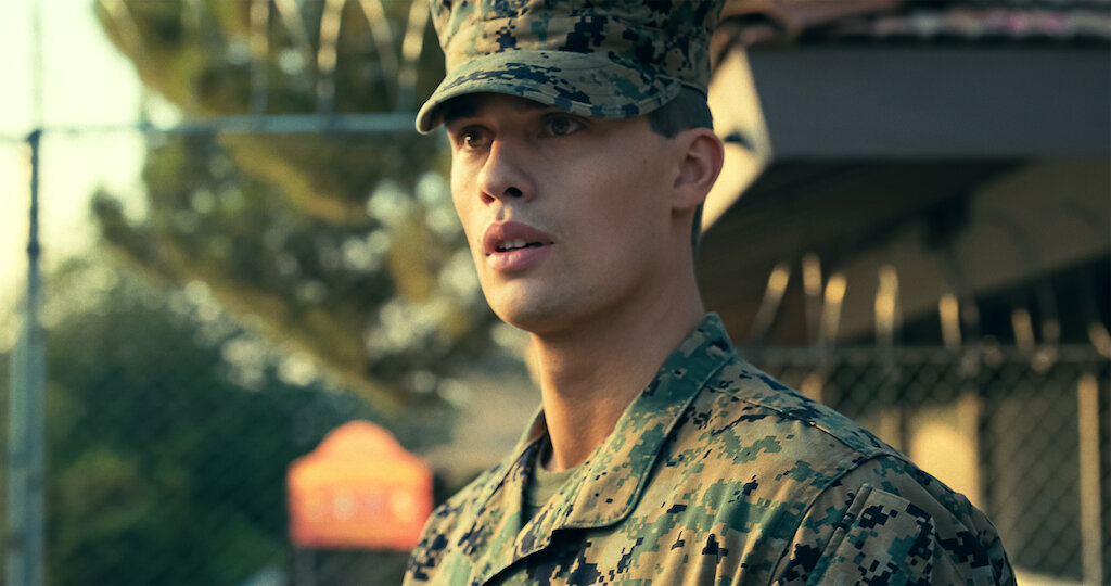 Watch Purple Hearts | Netflix Official Site