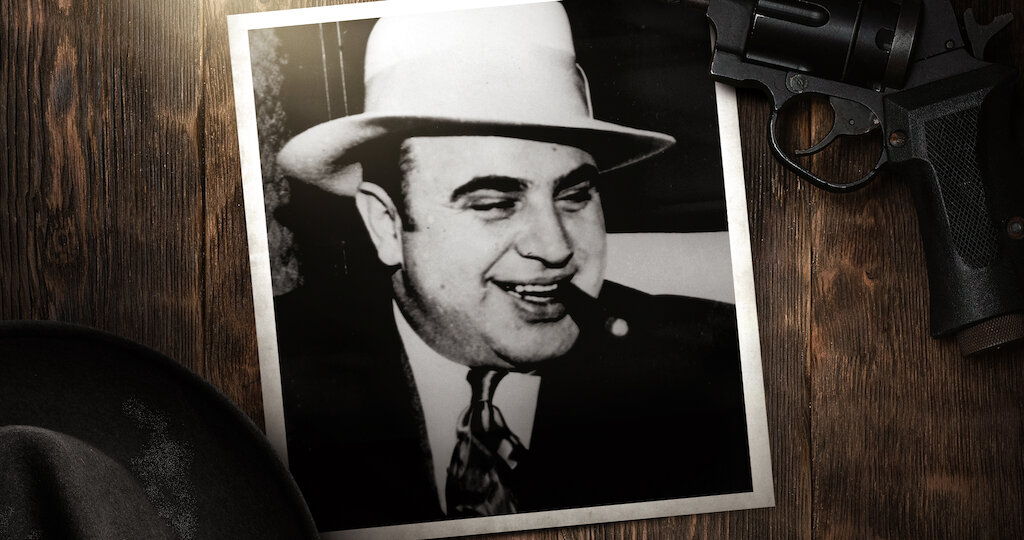 Watch How to Become a Mob Boss | Netflix Official Site