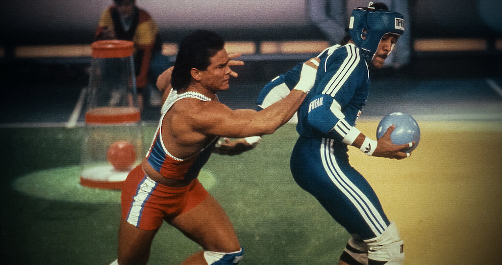 Watch Muscles & Mayhem: An Unauthorized Story of American Gladiators ...